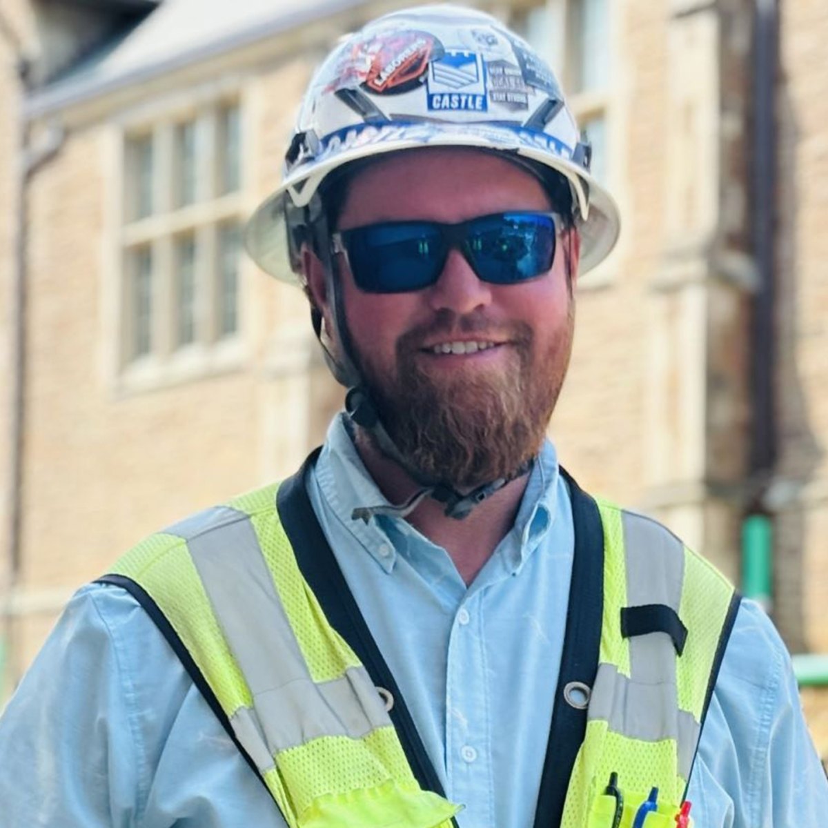 Mark Ragan Enjoys Making the Rounds | Castle Contracting